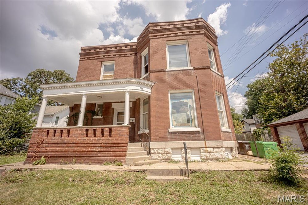 419 Mott Street, St Louis, MO 63111 - MLS# 25056417 - Coldwell Banker
