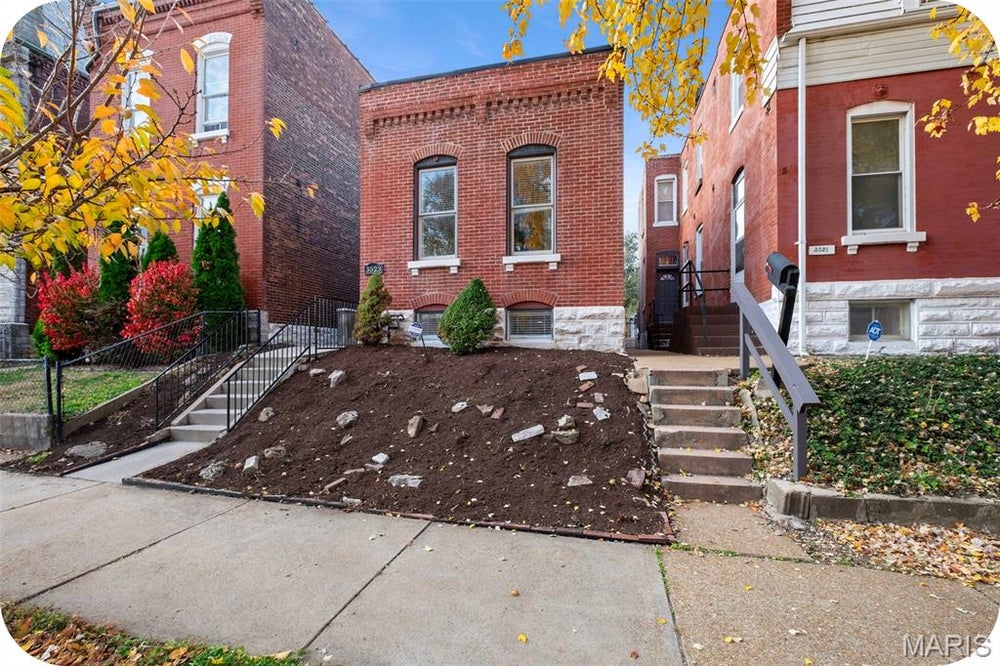 3523 Illinois Avenue, St Louis, MO 63118 - MLS# 25077088 - Coldwell Banker