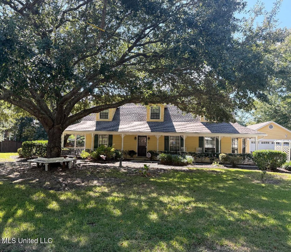 13709 Docena Circle, Ocean Springs, MS 39564 - MLS# 4129854 - Coldwell ...