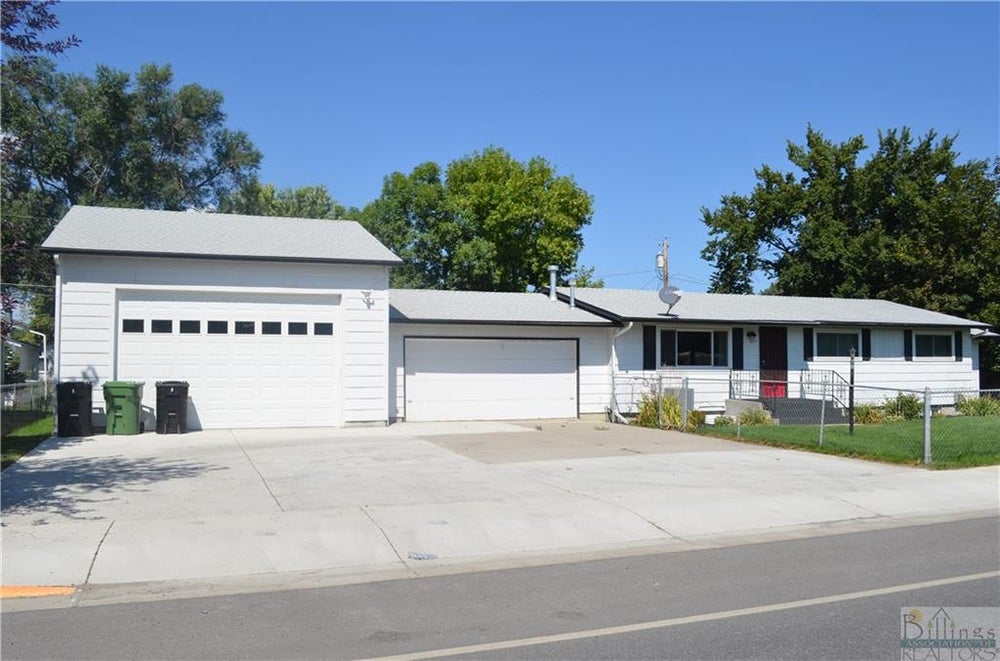 4211 King Ave E, Billings, MT 59101 - MLS# 345018 - Coldwell Banker