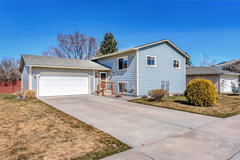 5570 Dove Court, Lolo, MT 59847 - MLS# 30043859 - Coldwell Banker