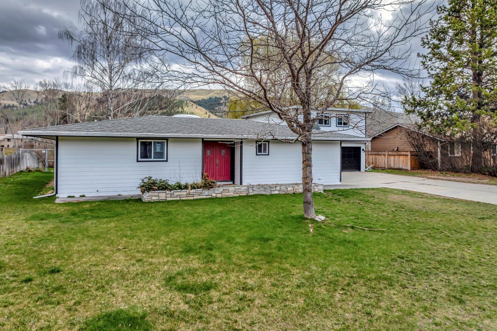 1000 Lakeside Drive, Lolo, MT 59847 - MLS# 30045675 - Coldwell Banker