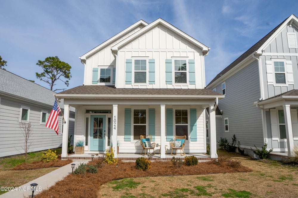 1024 N Caswell Avenue, Southport, NC 28461 - MLS# 100430419 - Coldwell ...