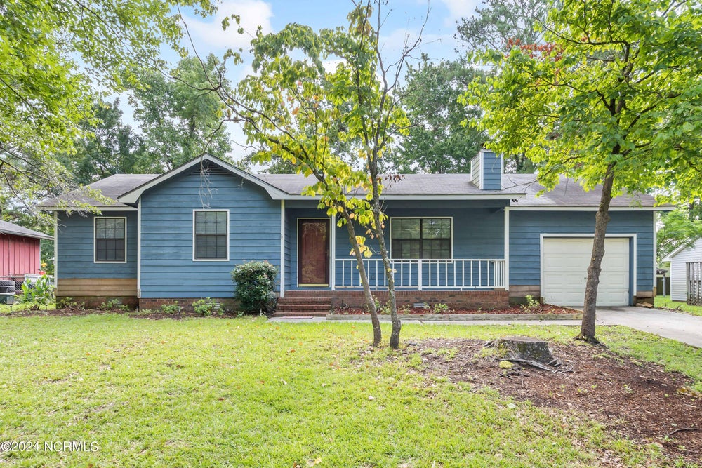 307 Spring Drive, Jacksonville, NC 28540 - MLS# 100445307 - Coldwell Banker