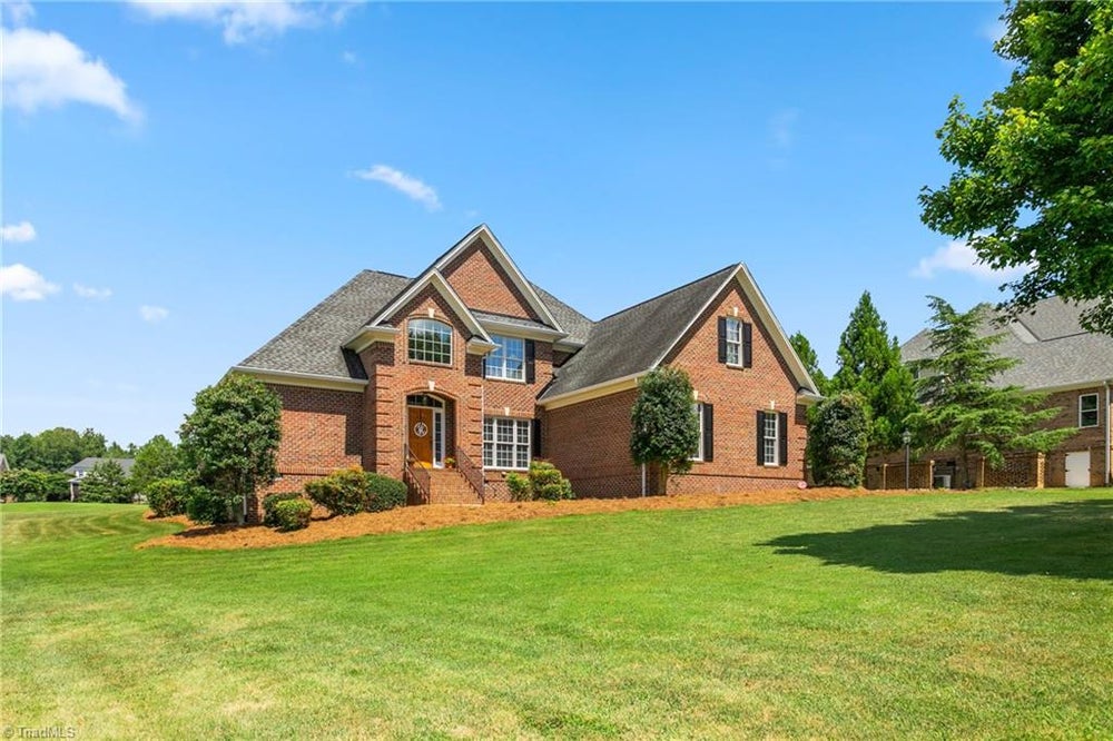 305 Wentworth Circle, Mebane, NC 27302 - MLS# 1115396 - Coldwell Banker