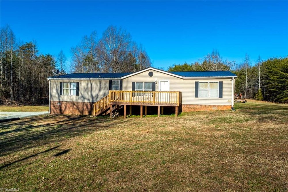 421 Crawley Road, Reidsville, NC 27320 - MLS# 1134084 - Coldwell Banker