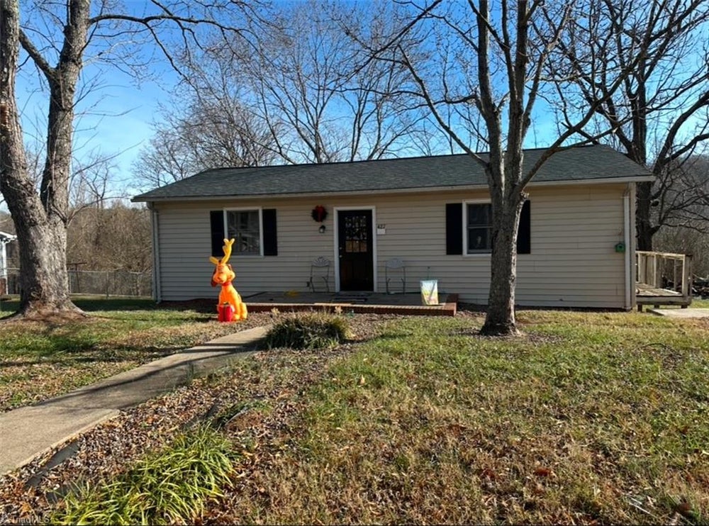 427 N 2nd Avenue, Mayodan, NC 27027 - MLS# 1166355 - Coldwell Banker