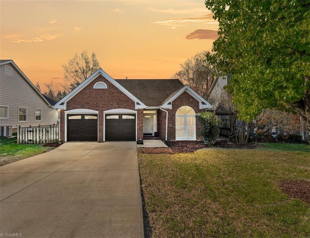 2305 Adams Farm Parkway, Greensboro, NC 27407 - MLS# 1175086 - Coldwell ...