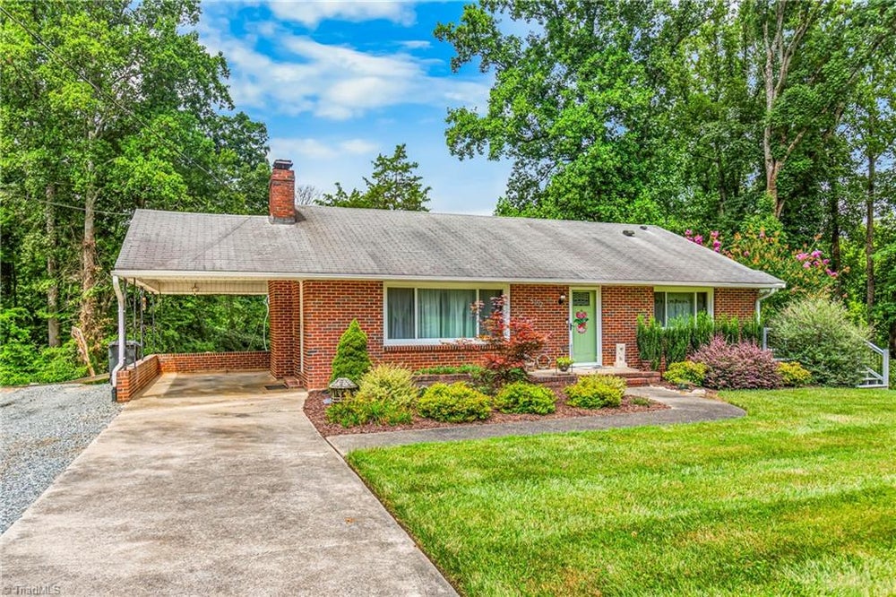 5152 Davis Road, Winston-Salem, NC 27105 - MLS# 1184487 - Coldwell Banker