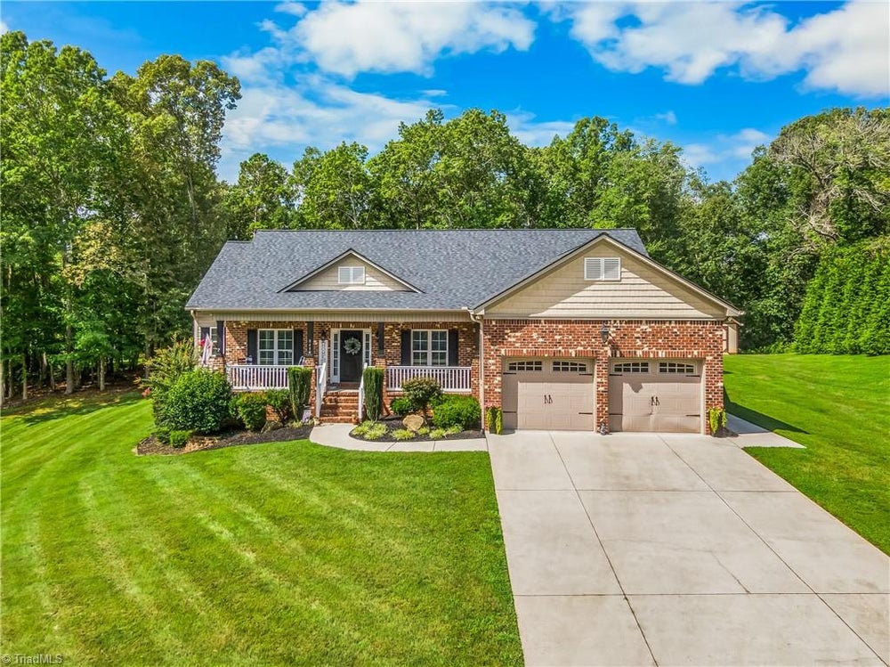 8484 Austin Hill Lane, Tobaccoville, NC 27050 - MLS# 1191304 - Coldwell ...