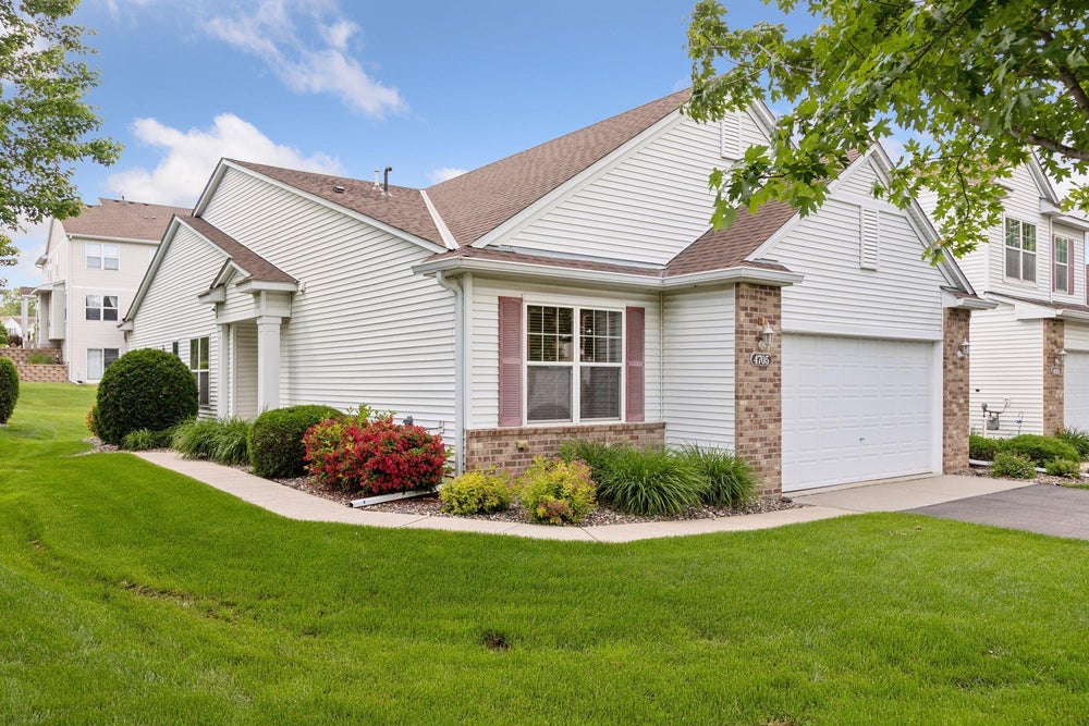 4705 Bloomberg Lane, Inver Grove Heights, MN 55076 - MLS# 6548285 ...