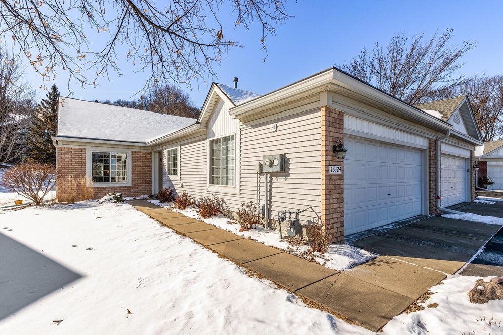 13124 Falcons Way, Savage, MN 55378 - MLS# 6682060 - Coldwell Banker