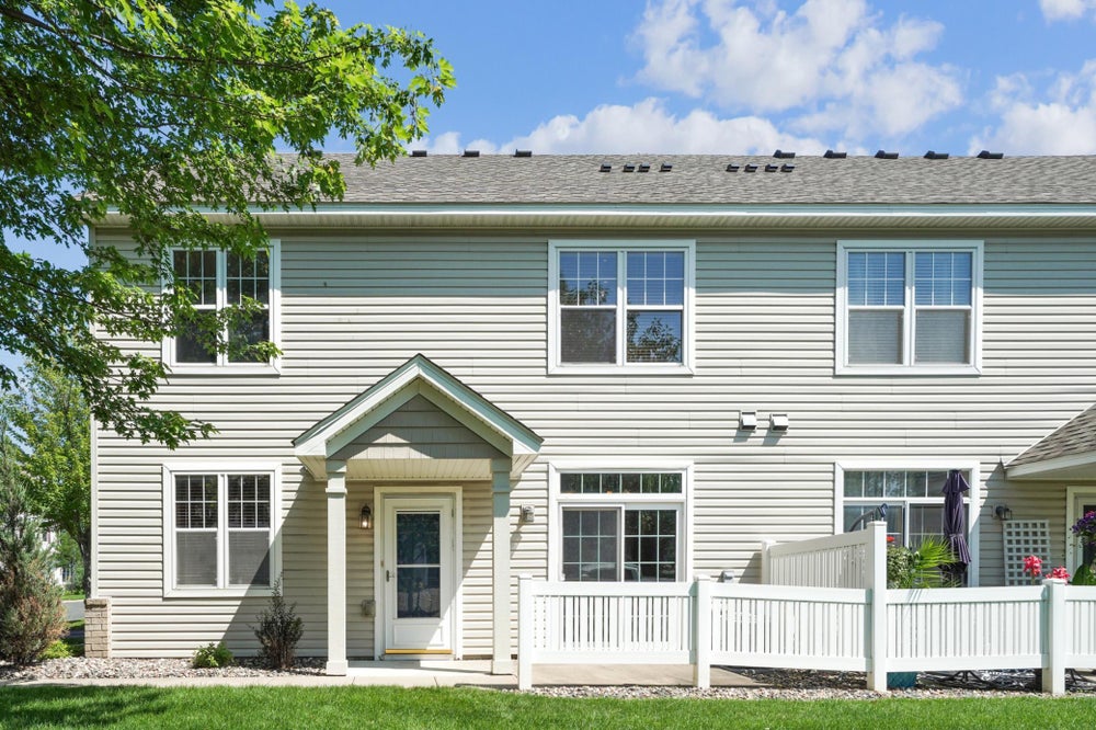 1510 Liberty Circle, Shakopee, MN 55379 - MLS# 6725618 - Coldwell Banker