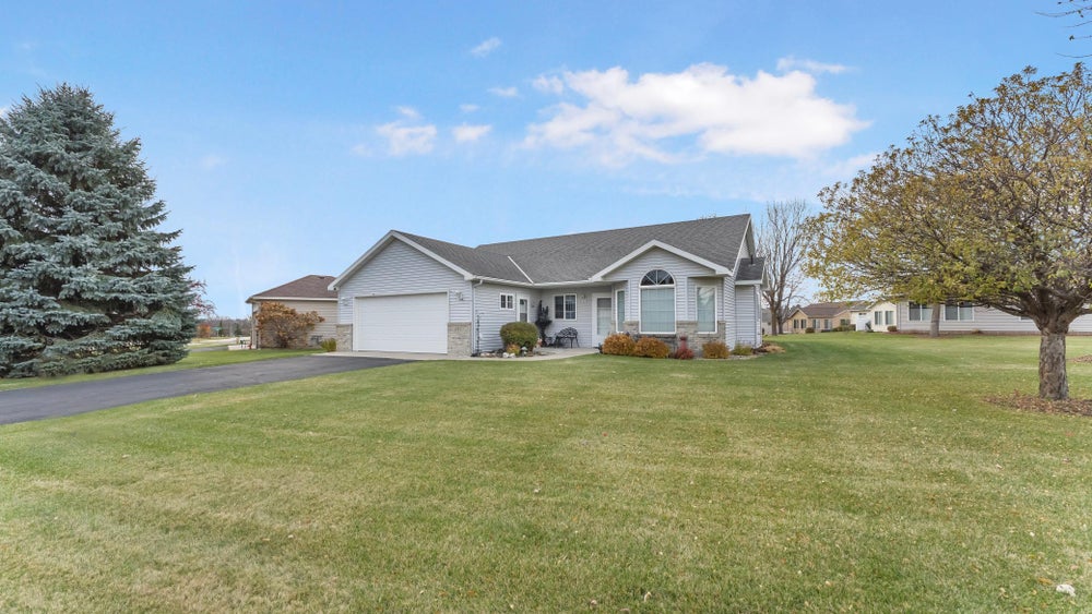 221 Daybreak Lane, Sauk Centre, MN 56378 - MLS# 6813419 - Coldwell Banker