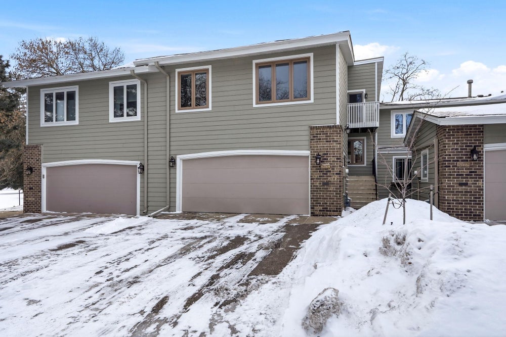 6769 W 82nd Street, Bloomington, MN 55438 - MLS# 7011521 - Coldwell Banker