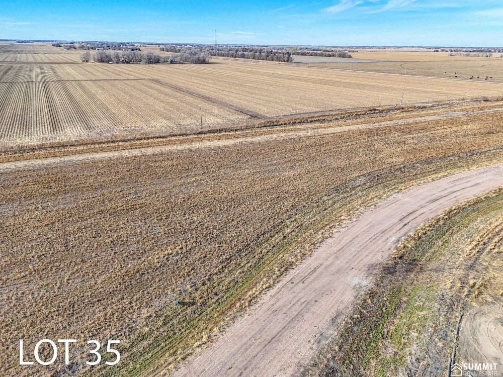 35 Bald Eagle Drive, Chapman, NE 68827 - MLS# 22505918 - Coldwell Banker