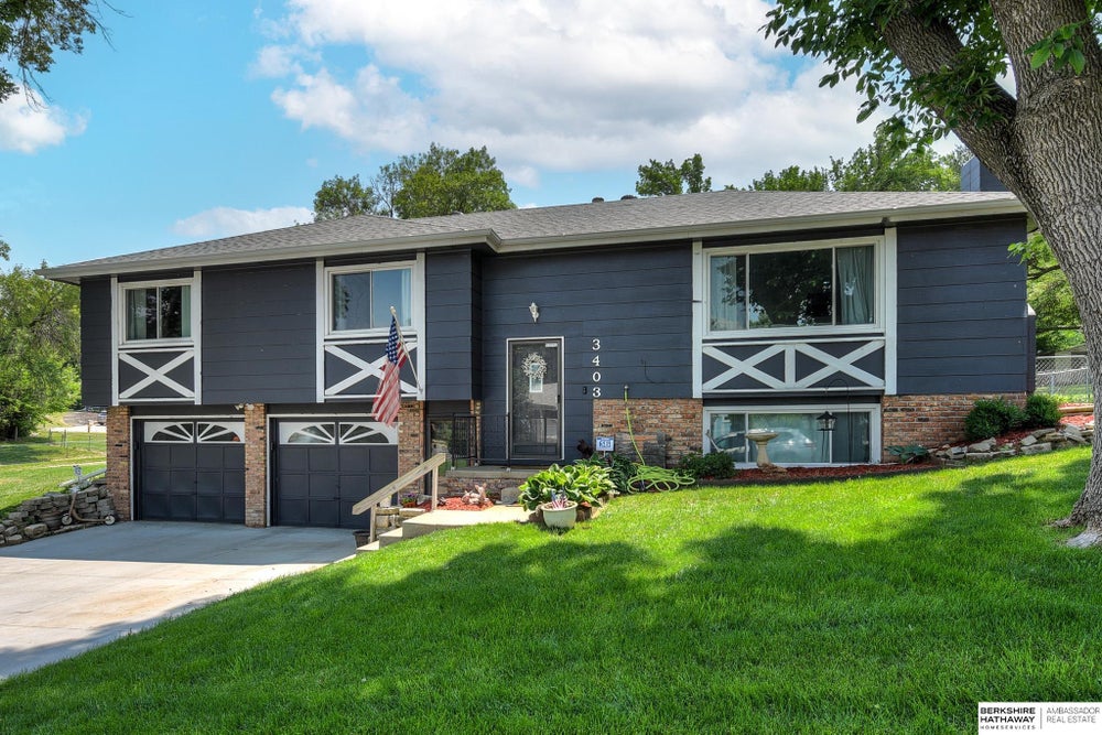 3403 Duane Avenue, Bellevue, NE 68123 - MLS# 22511605 - Coldwell Banker