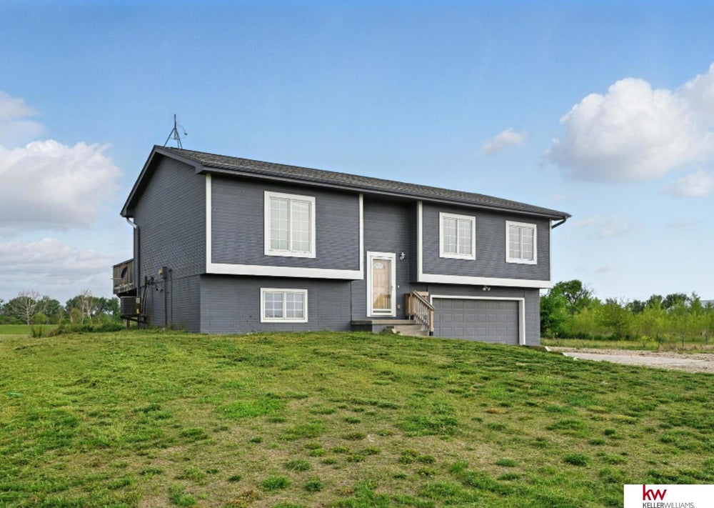 60050 Karns Road, Pacific Junction, IA 51561 - MLS# 22513298 - Coldwell ...
