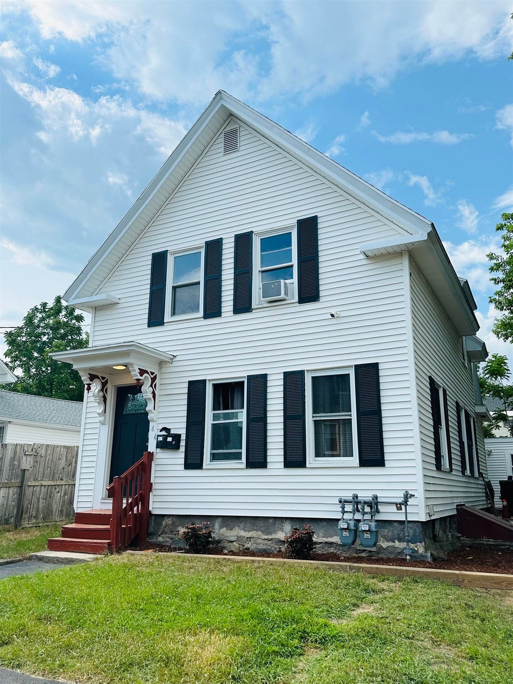 44 ARLINGTON Street, Manchester, NH 03104 - MLS# 4999829 - Coldwell Banker