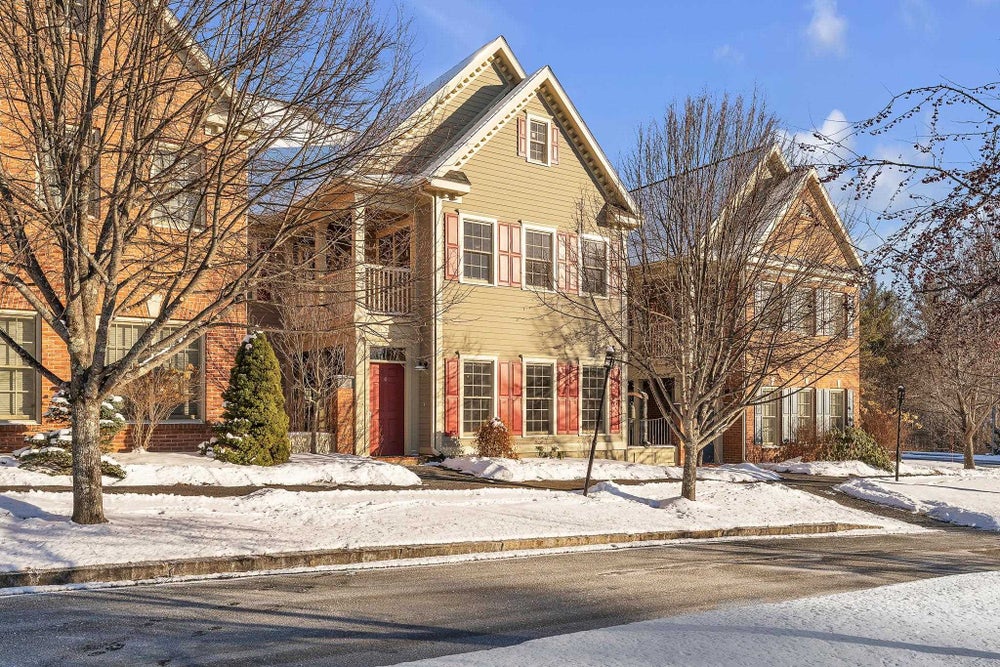 4 Stonehurst Common, Hanover, NH 03755 - MLS# 5027581 - Coldwell Banker