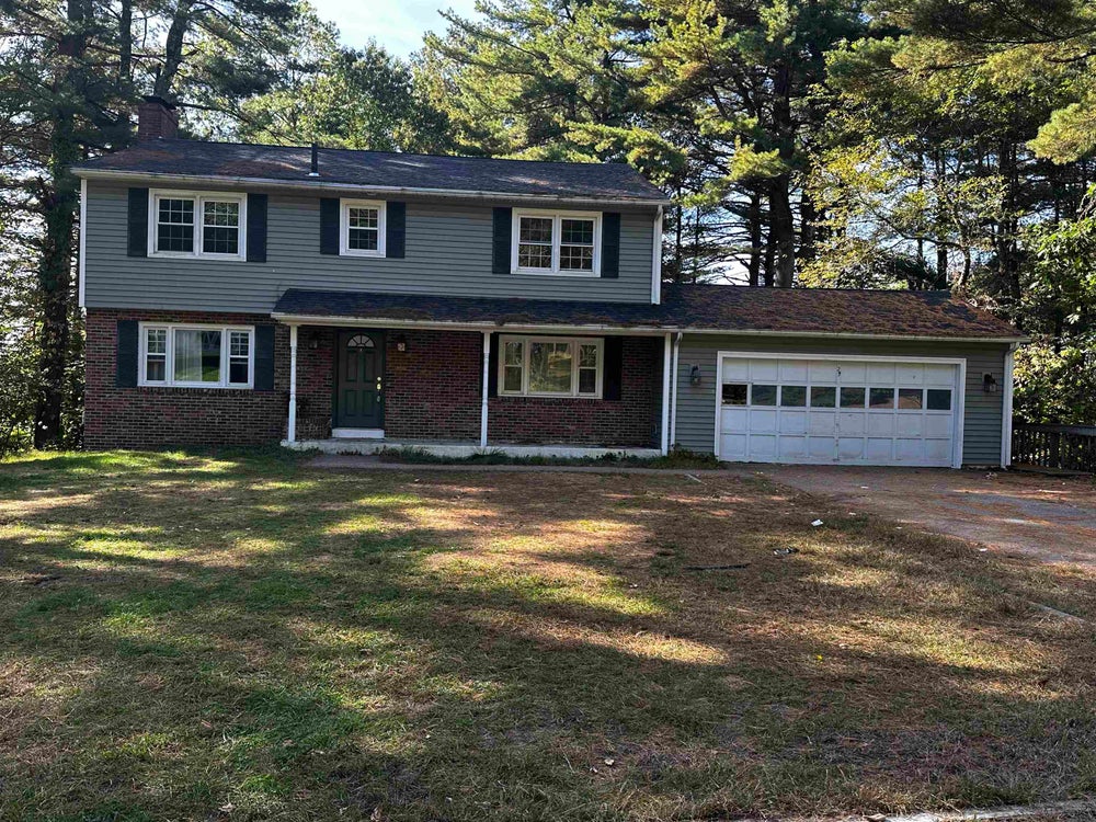 29 Dickens Street, Nashua, NH 03062 - MLS# 5064174 - Coldwell Banker