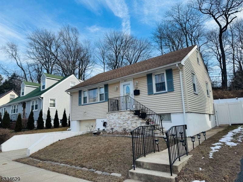 210 Brighton Ave, East Orange City, NJ 07017 - MLS# 3943020 - Coldwell ...