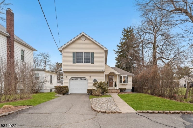 21 Alps Rd, Wayne Twp., NJ 07470 - MLS# 3949902 - Coldwell Banker