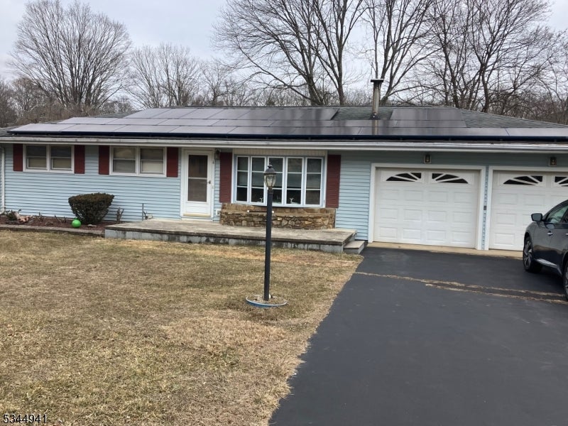 6 Eisenhower Ln, Califon Boro, NJ 07830 - MLS# 3952145 - Coldwell Banker