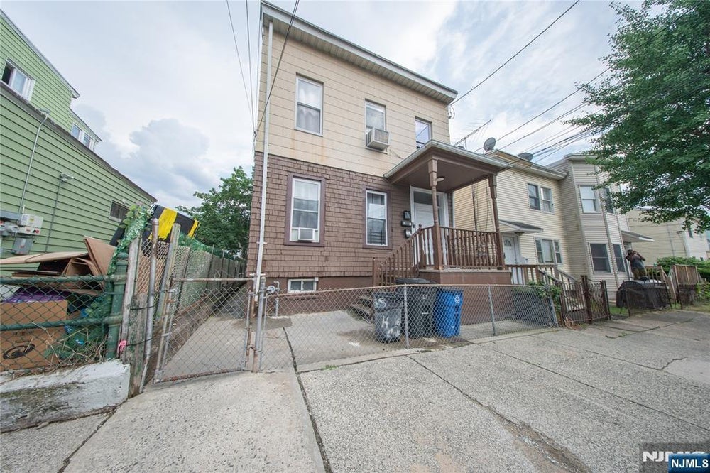 25 York Street, Paterson, NJ 07524 - MLS# 25027412 - Coldwell Banker