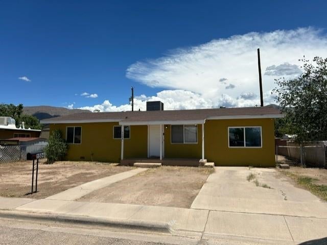 1504 Utah AVE, Alamogordo, NM 88310 - MLS# 169579 - Coldwell Banker