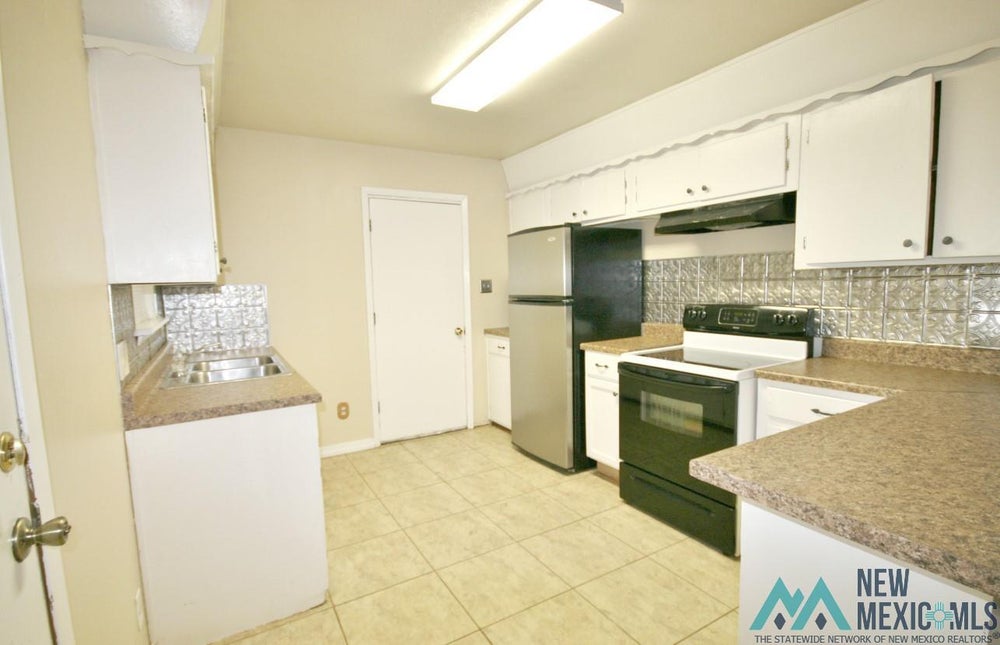 2909 Hockenhull Drive, Clovis, NM 88101 - MLS# 20234368 - Coldwell Banker