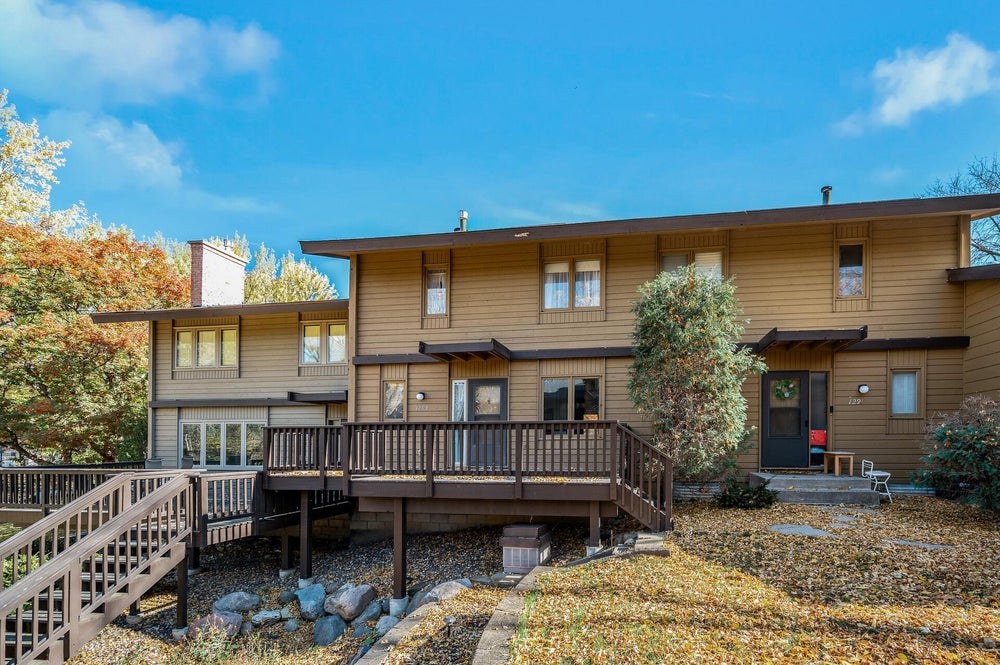 1299 Brighton Square, New Brighton, MN 55112 - MLS# 6621439 - Coldwell ...