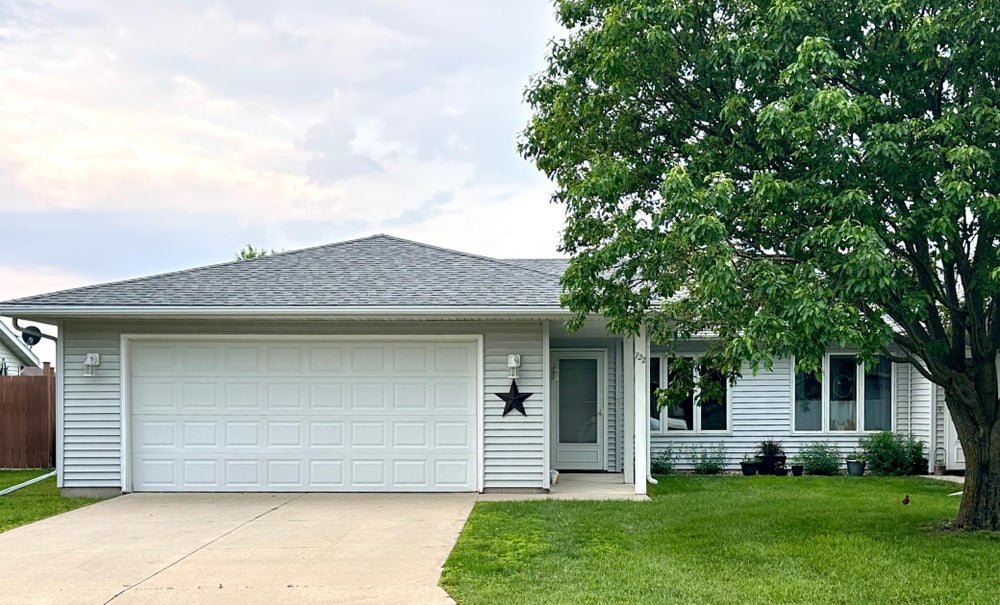 722 Memorial Drive, Spring Valley, MN 55975 - MLS# 6737732 - Coldwell ...
