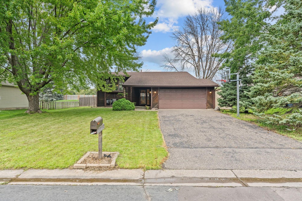 15384 92nd Place N, Maple Grove, MN 55369 - MLS# 6738947 - Coldwell Banker