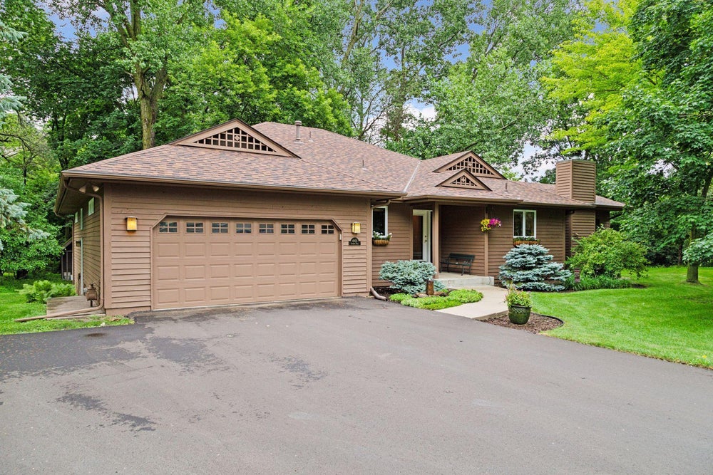 4901 Sparrow Road, Minnetonka, MN 55345 - MLS# 6743362 - Coldwell Banker