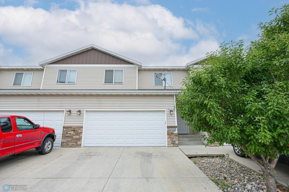 4249 51st Street S, Fargo, ND 58104 - MLS# 6756080 - Coldwell Banker