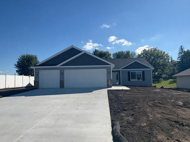 425 Gloria Avenue, Green Isle, MN 55338 - MLS# 6812398 - Coldwell Banker