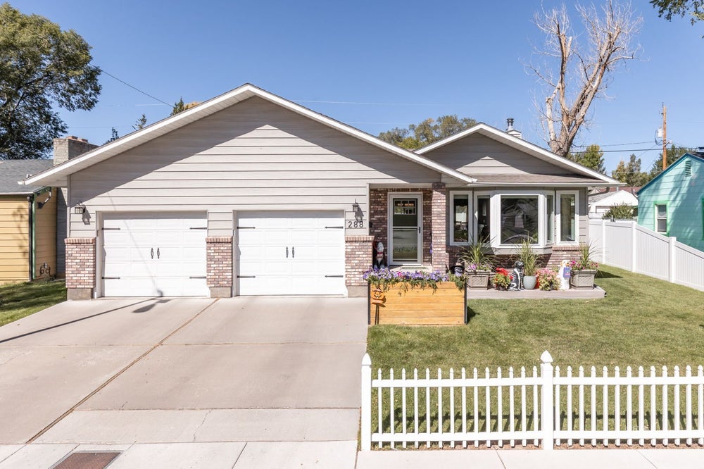288 W Cedar Street, Elko, NV 89801 - MLS# 3625490 - Coldwell Banker
