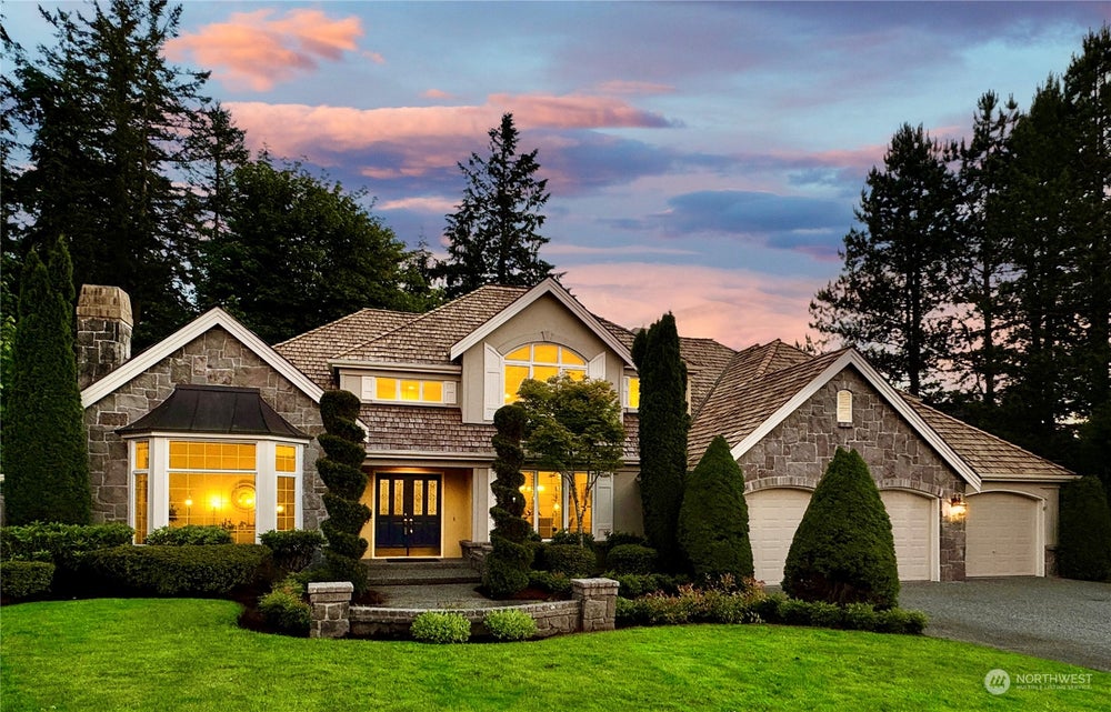 2261 269th Court Se, Sammamish, WA 98075 - MLS# 2250298 - Coldwell Banker