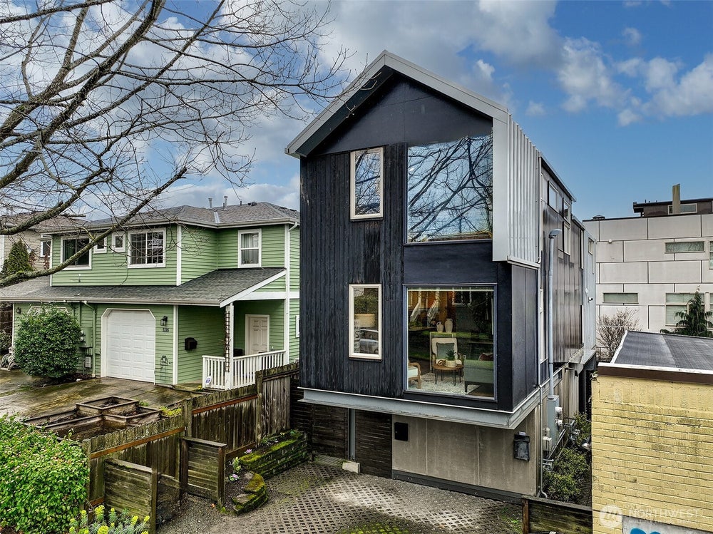 1118 26th Avenue S, Seattle, WA 98144 - MLS# 2349382 - Coldwell Banker