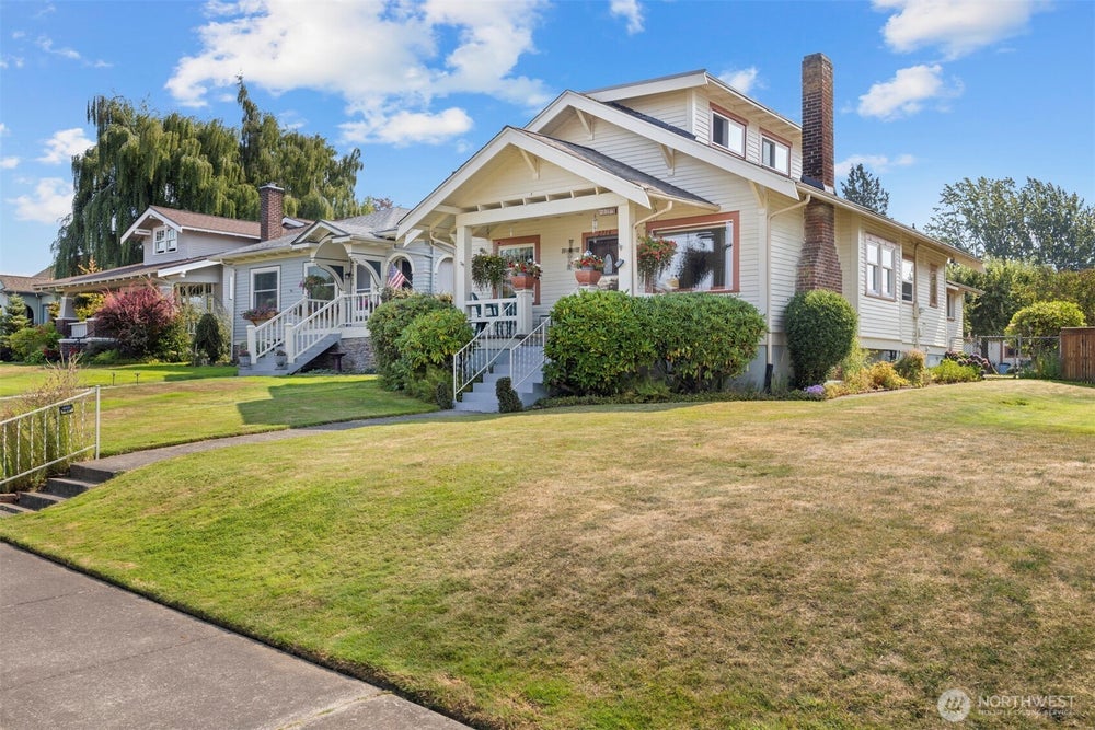 2716 Sunset Drive, Bellingham, WA 98225 - MLS# 2429030 - Coldwell Banker