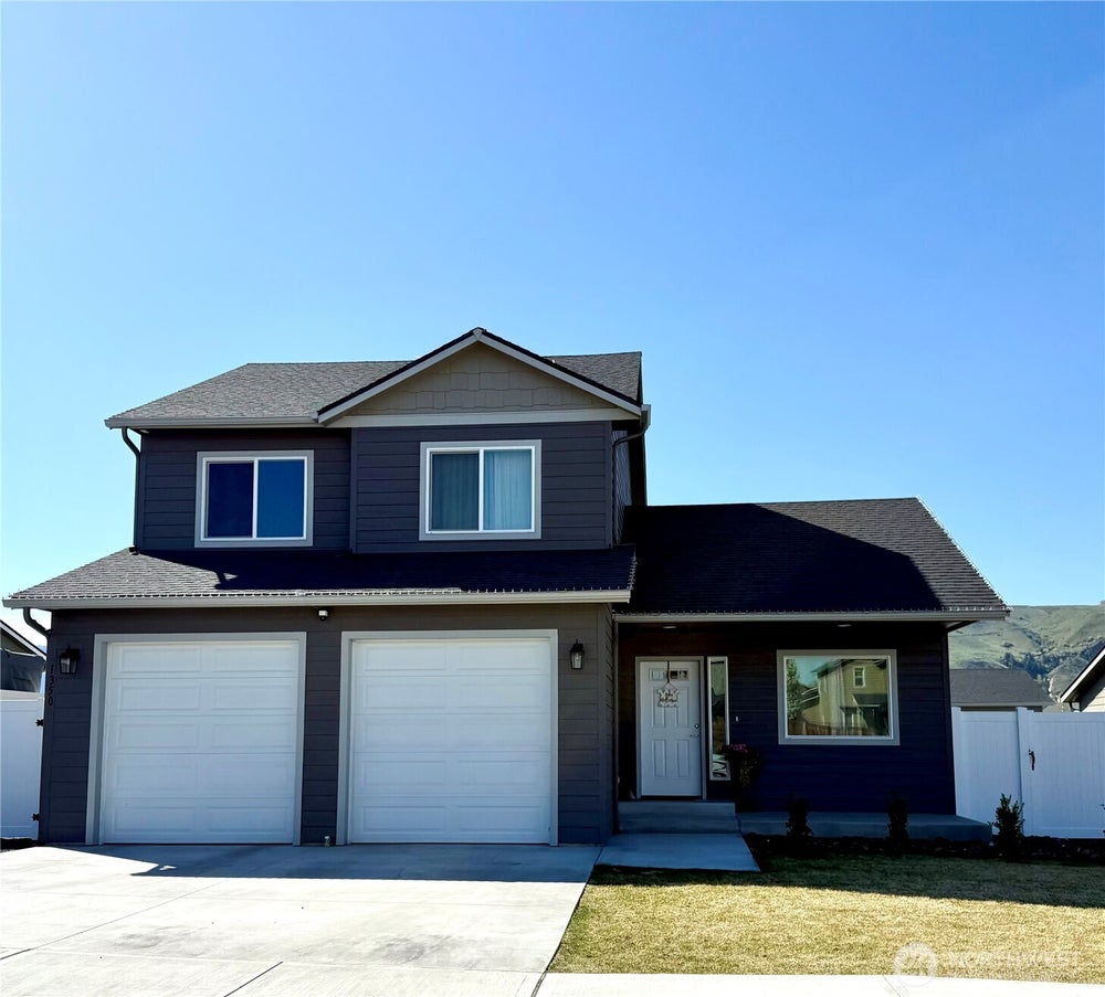 582 S Joseph Avenue, East Wenatchee, WA 98802 - MLS# 2431342 - Coldwell ...