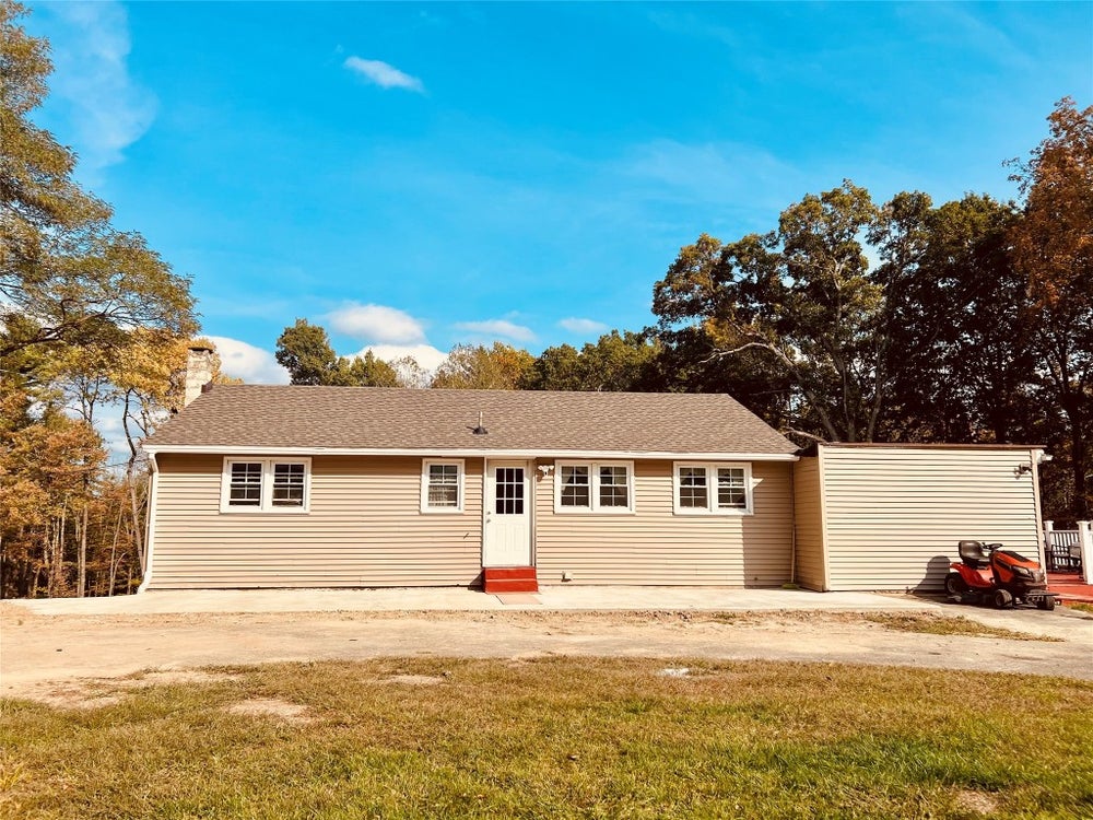 757 S Jensen Road, Vestal, NY 13850 - MLS# 333082 - Coldwell Banker