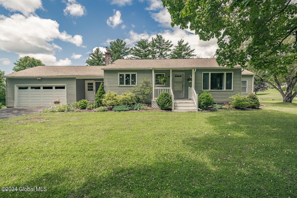 340 Mckay Road, Perth, NY 12010 - MLS# 202421853 - Coldwell Banker