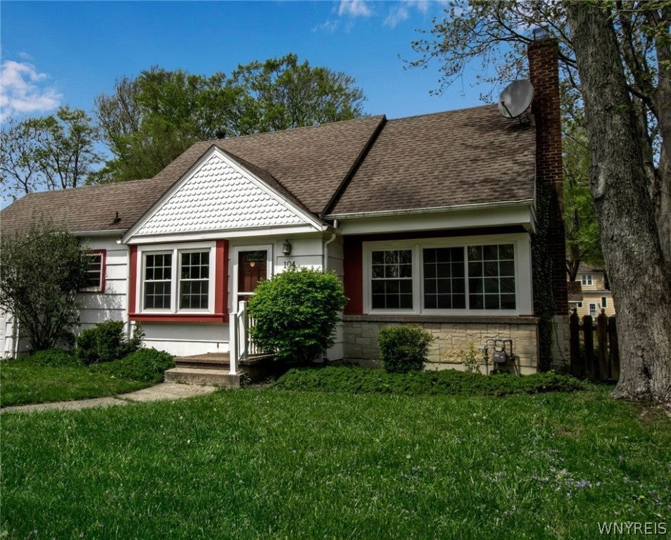 104 Sherwood Avenue, Hamburg, NY 14075 - MLS# B1537209 - Coldwell Banker