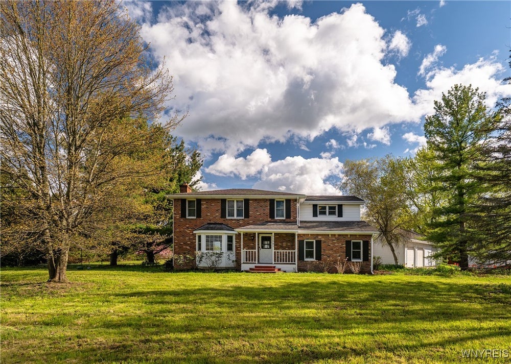 11541 Hunts Corners Road, Akron, NY 14001 - MLS# B1606114 - Coldwell Banker