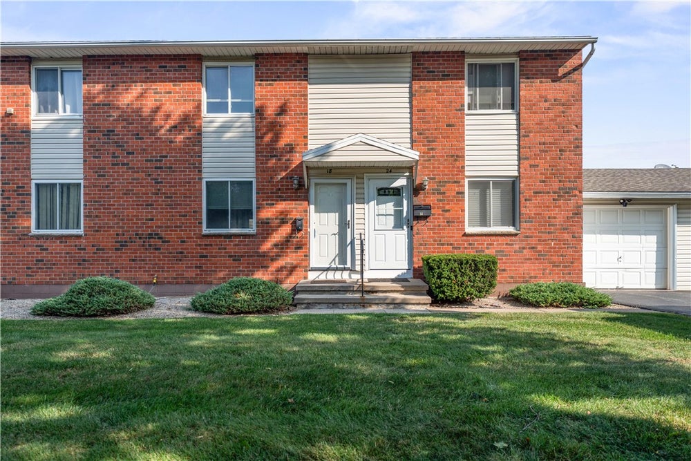 18 Fox Run, Rochester, NY 14606 - MLS# R1636702 - Coldwell Banker