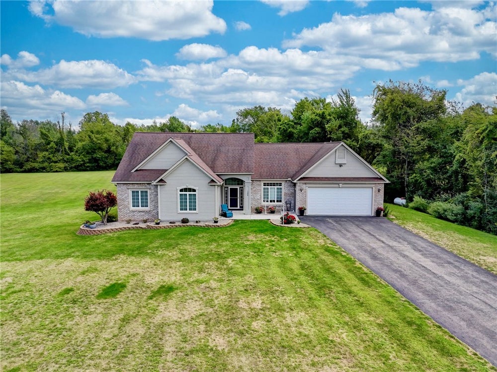 1206 Harris Road, Webster, NY 14580 - MLS# R1639196 - Coldwell Banker