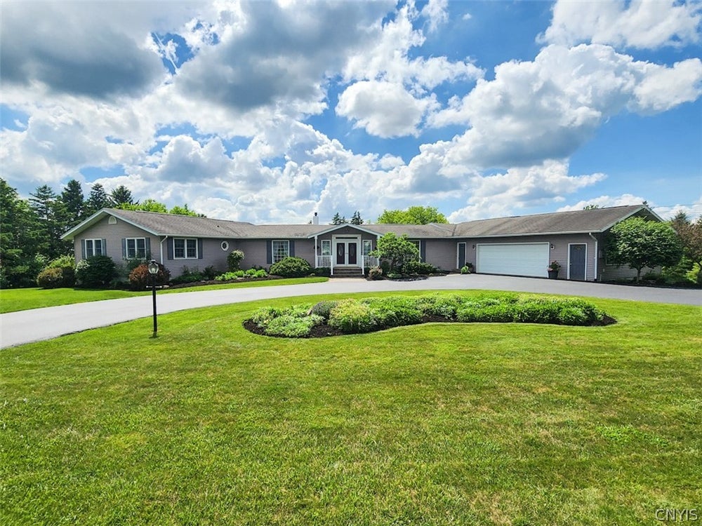 4419 Lathrop Drive, Marcellus, NY 13108 - MLS# S1542975 - Coldwell Banker