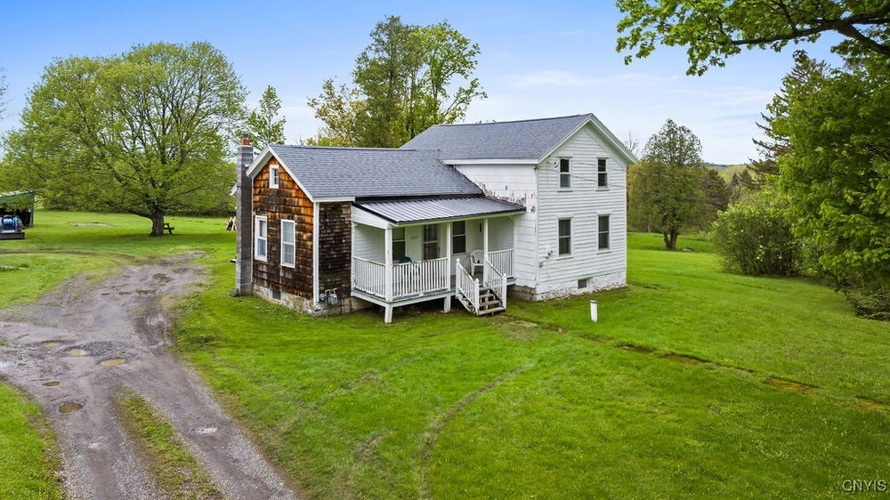 679 Crow Hill Road, Skaneateles, NY 13152 - MLS# S1604142 - Coldwell Banker